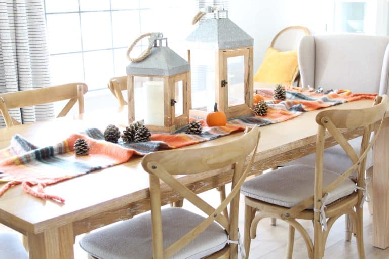 Quick Fall Tablescape Ideas - A Nod to Navy